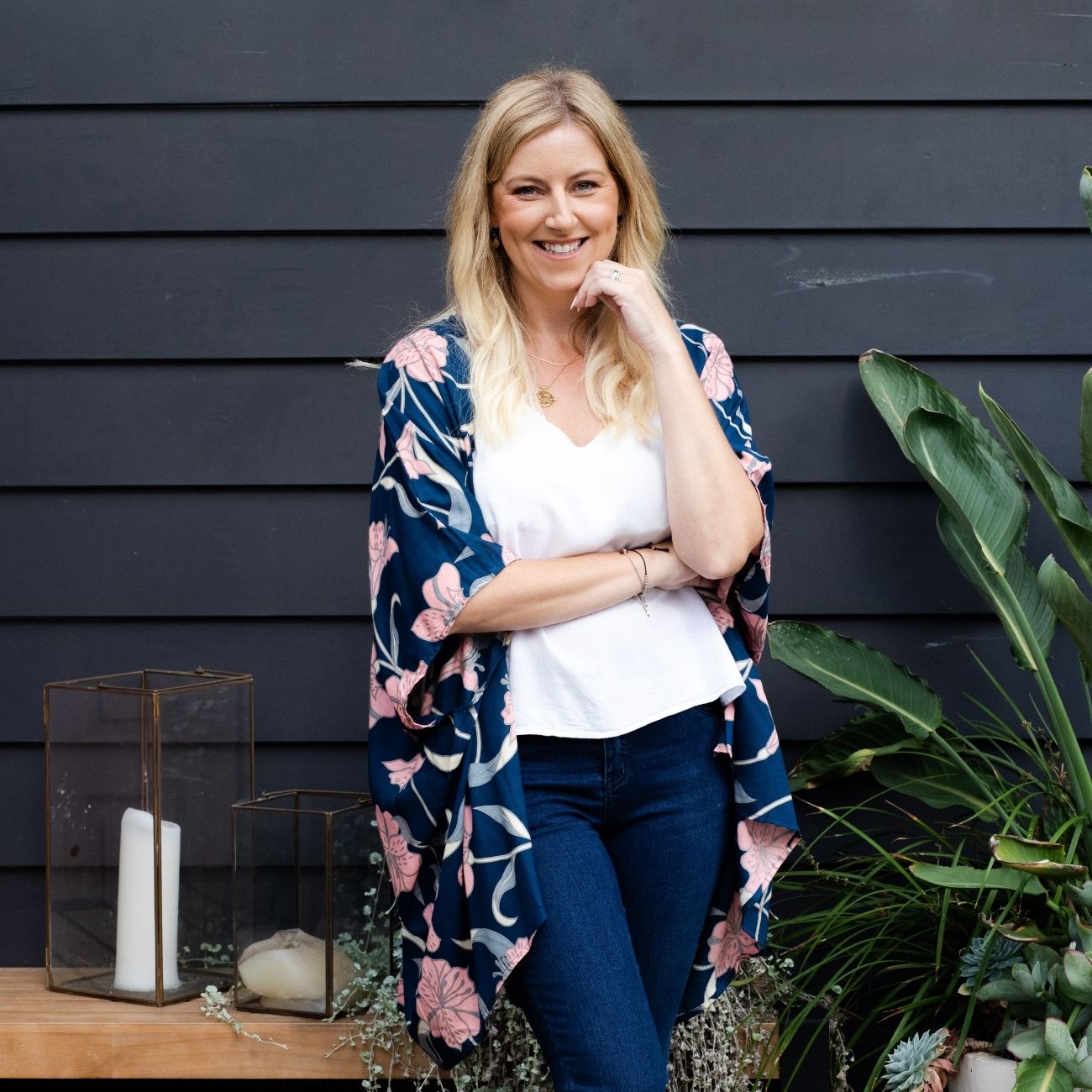 Miss Lilly Short Cape | Wattle and Oak